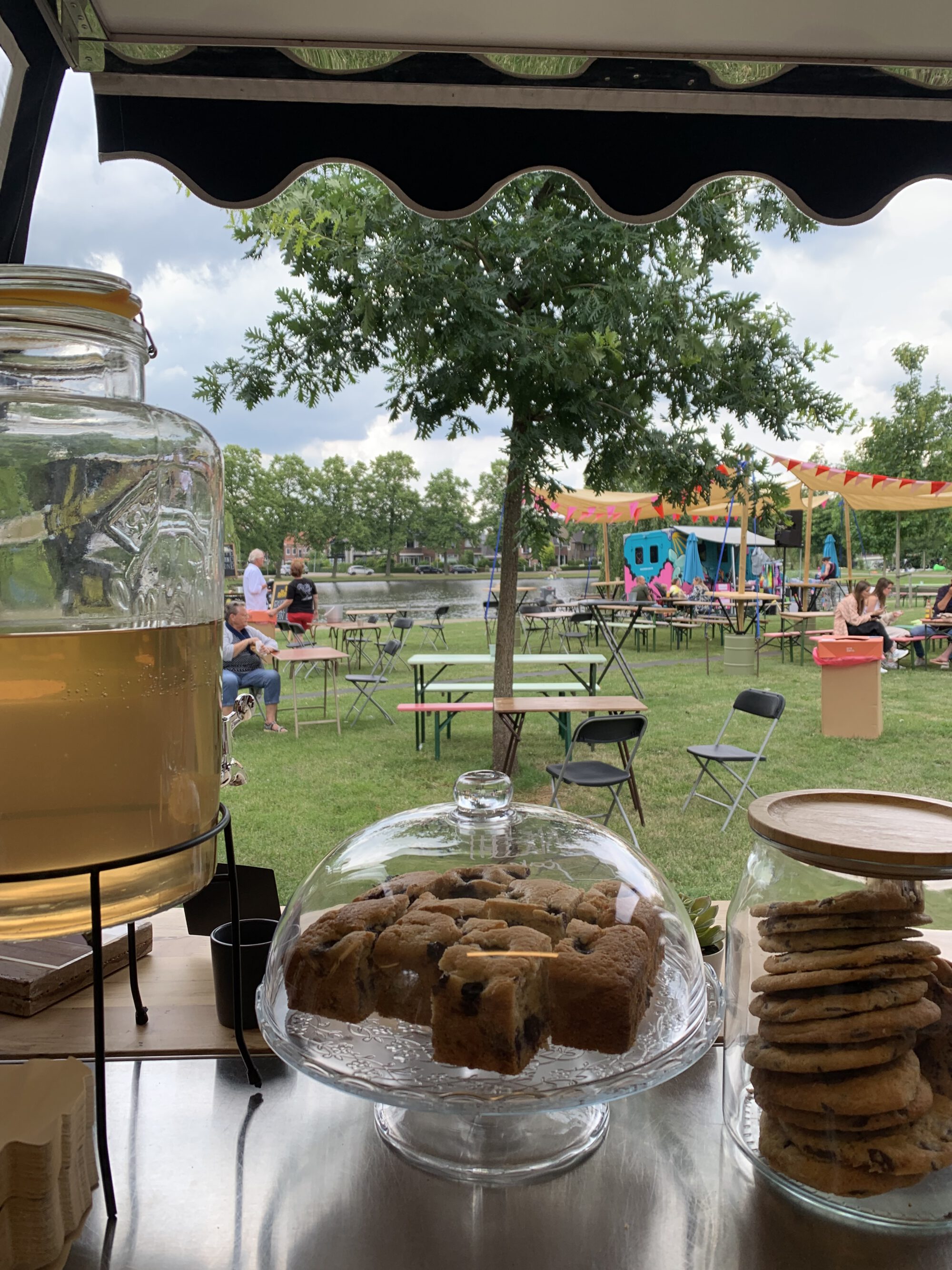 Meet Me Anywhere – Meet Me There